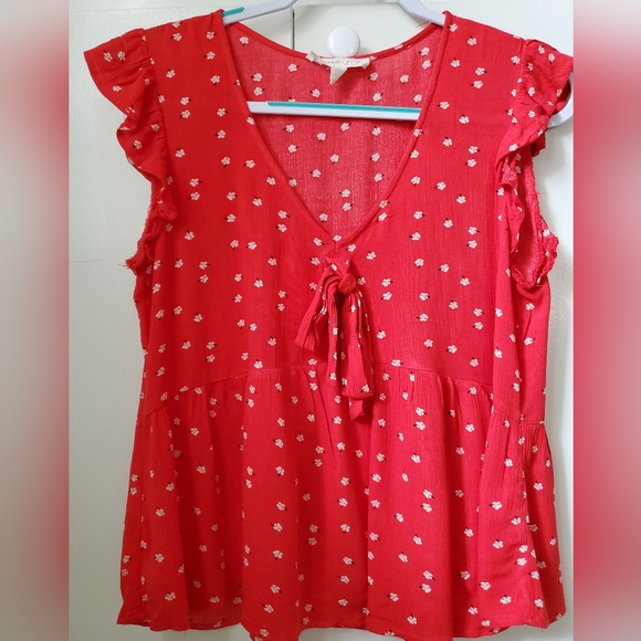 Kingston Grey | Tops | Kingston Grey Red Flower Size Mediumnew | Poshmark